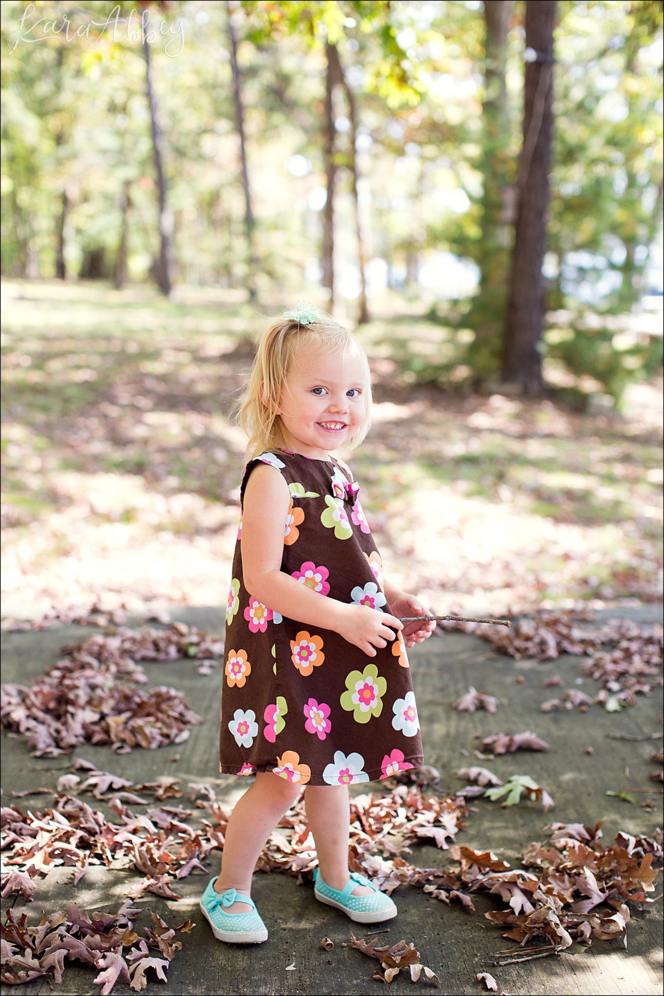 Braelynn / 2 1/2 year old Toddler Portraits & Update in Irwin, PA